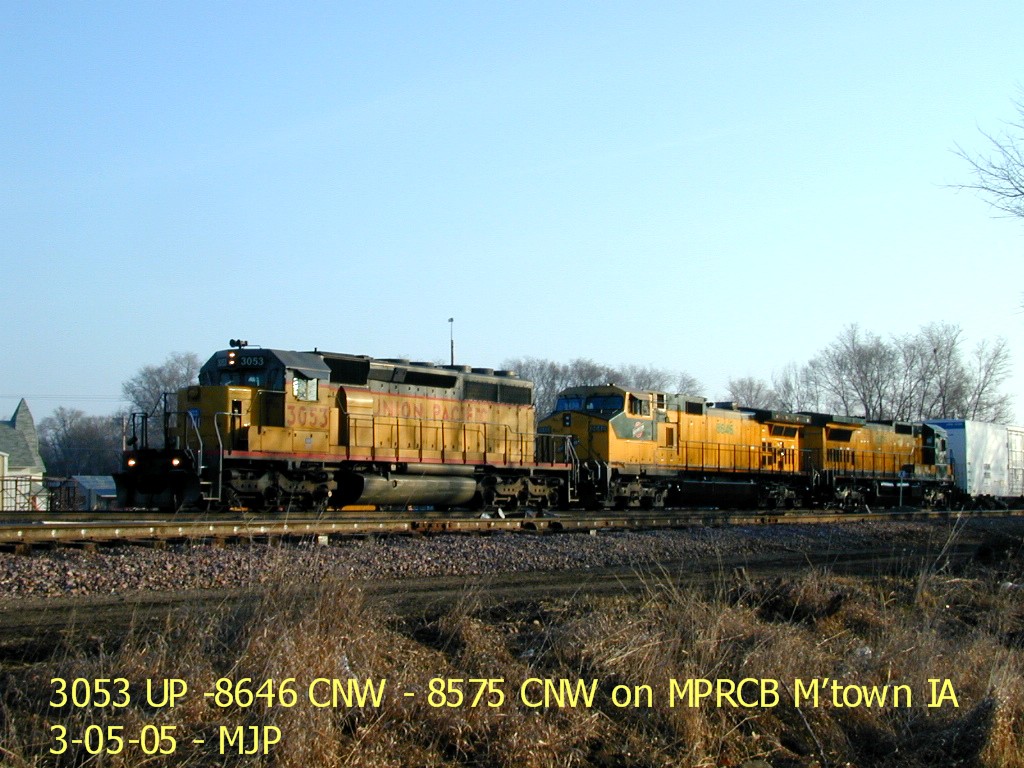 CNW 8575, UP 3053, CNW 8646
